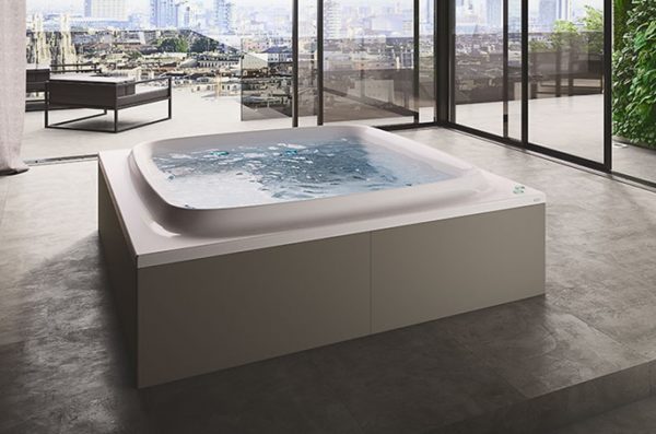 Jacuzzi® SKYLINE - Selfness