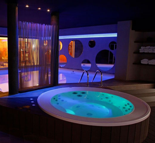 Jacuzzi® Alimia Pro - Selfness